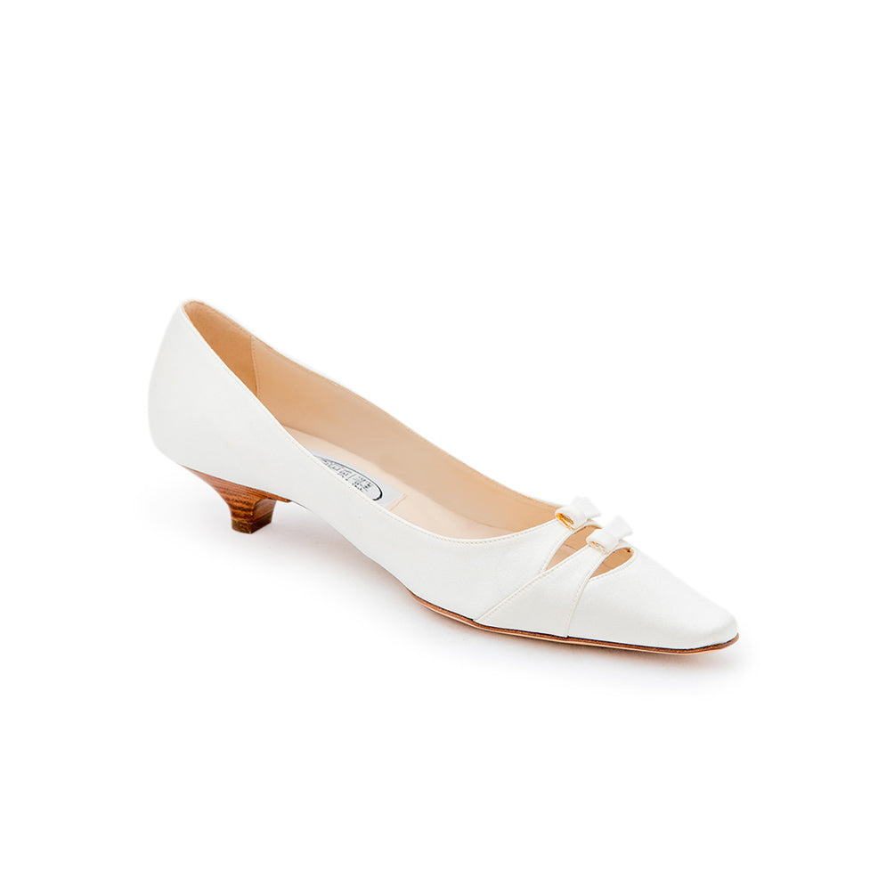 2 Bow Low Court - Ivory Satin – Emma Hope shop